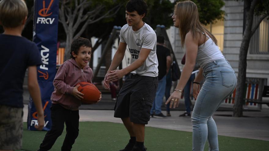 Castelló se divierte con el rugby - El Periódico Mediterráneo