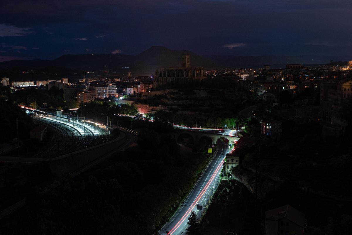 MANRESA: Una nit amb més patrullatge per prevenir robatoris en els ...
