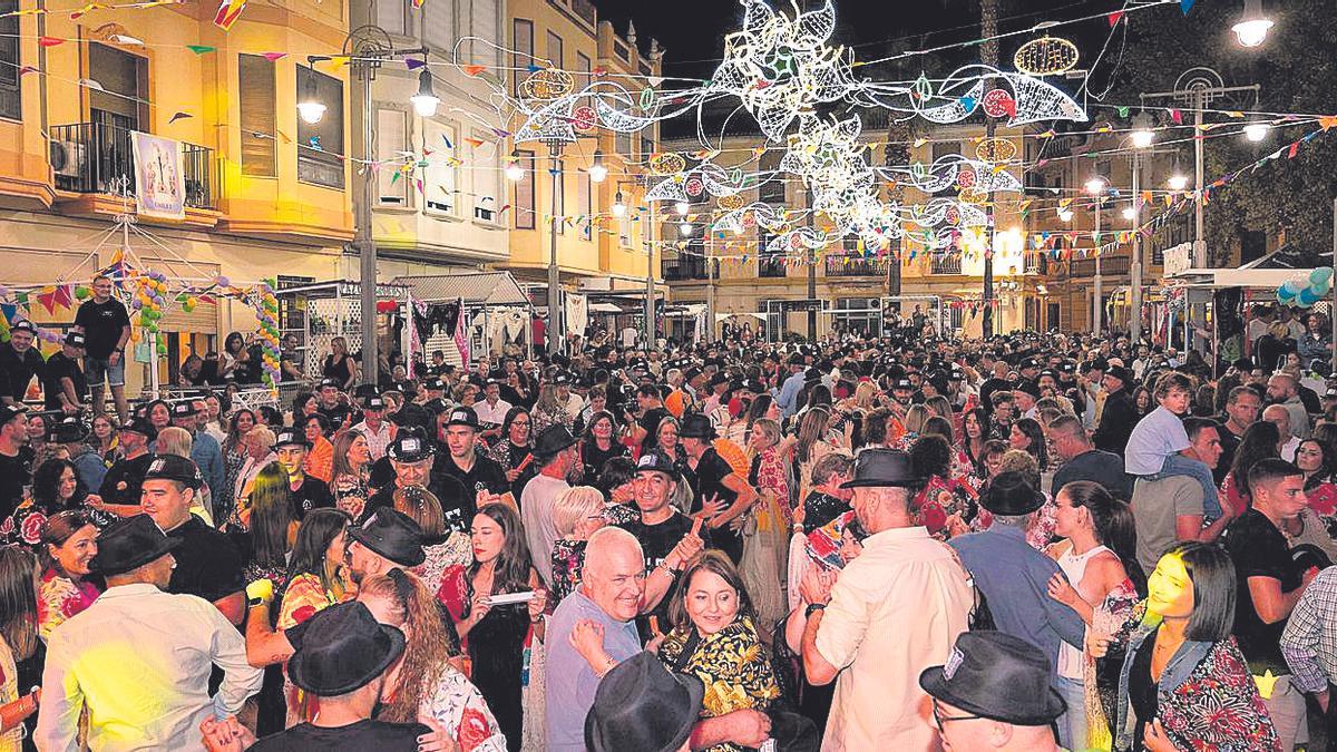 Las fiestas de Carlet comienzan con expectación y ambiente festivo