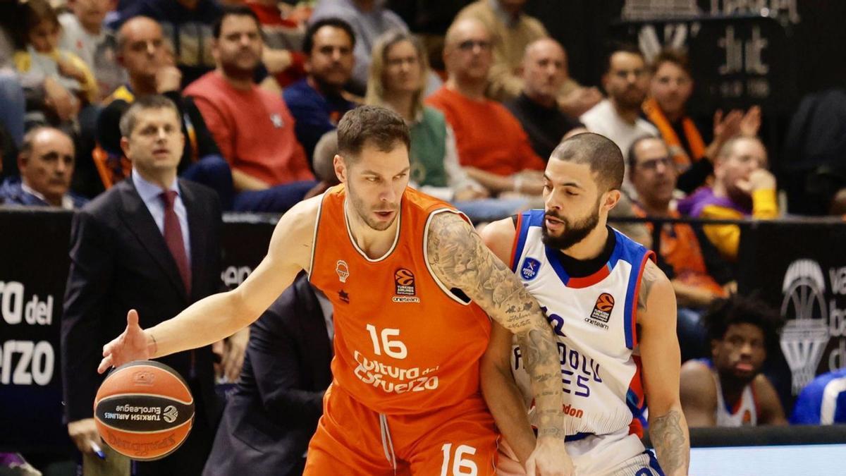 Ashley maría serrano nude when in her living space, very