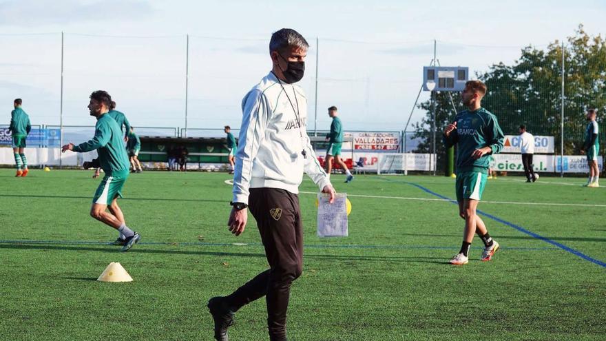 Jacobo Montes regresa al Coruxo