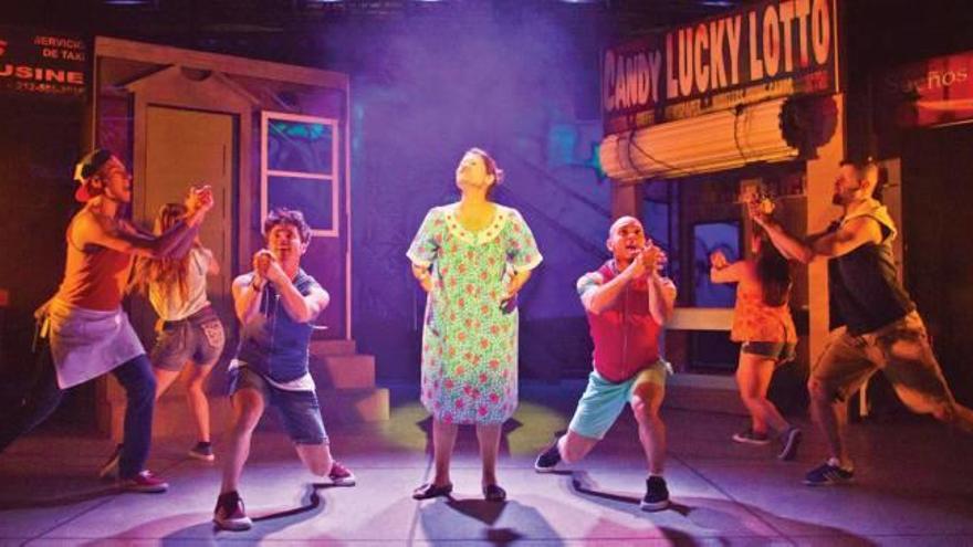 El alicantino Aarón Cobos debuta en un musical en Washington