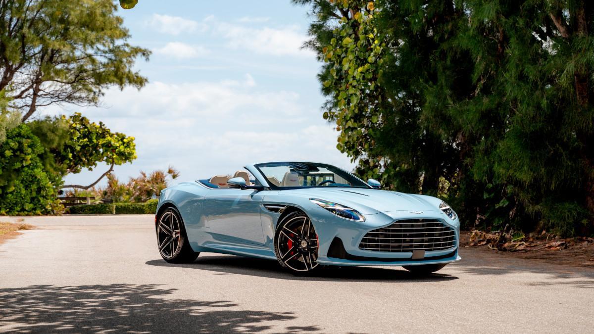 El DB12 Volante Palm Beach Edition es el Aston Martin más veraniego de la historia