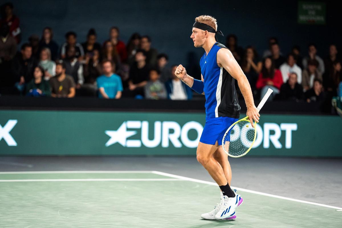 TENIS I El malagueño Davidovich se rehace con firmeza y se sitúa en cuartos