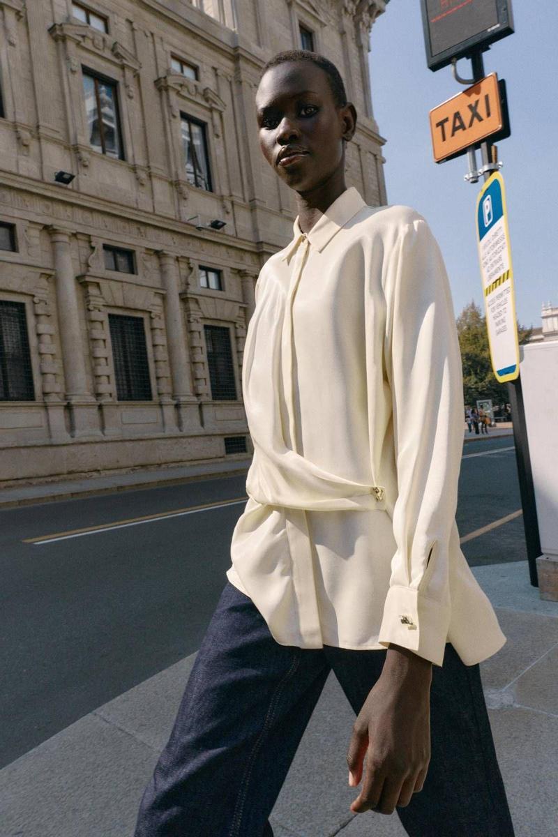 CAMISAS BLANCAS ZARA | Acaban de aterrizar en Zara 6 camisas blancas románticas que parecen de ...