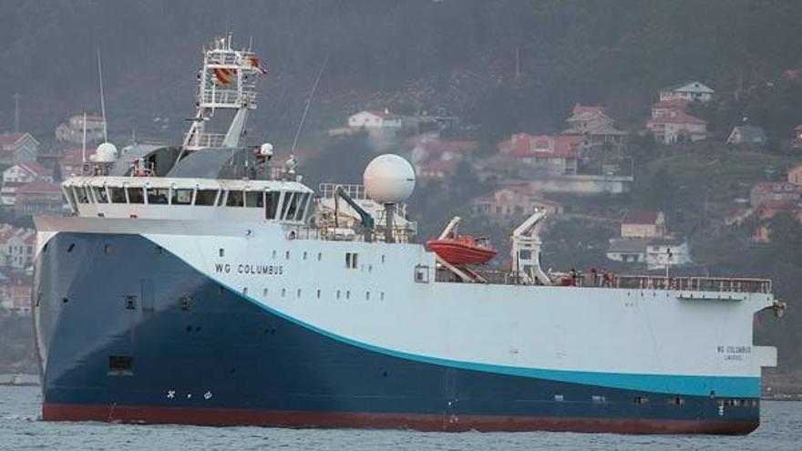 Barreras prueba en Vigo el primer buque construido en España con proa ...