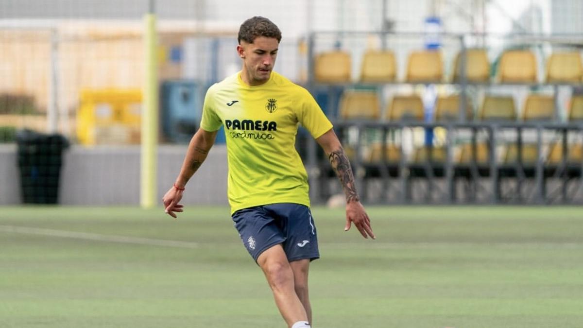 CD TENERIFE: Operación cerrada por dos años: el CD Tenerife ficha a un canario del Villarreal