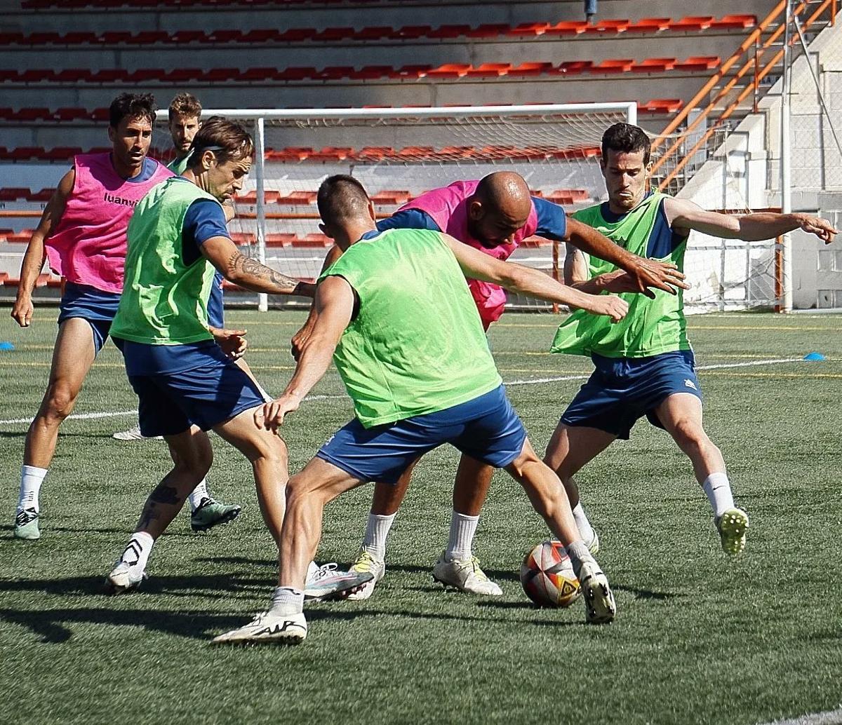 Atzeneta ascenso Segunda RFEF | Atzeneta y Jove Español se enfrentan en ...