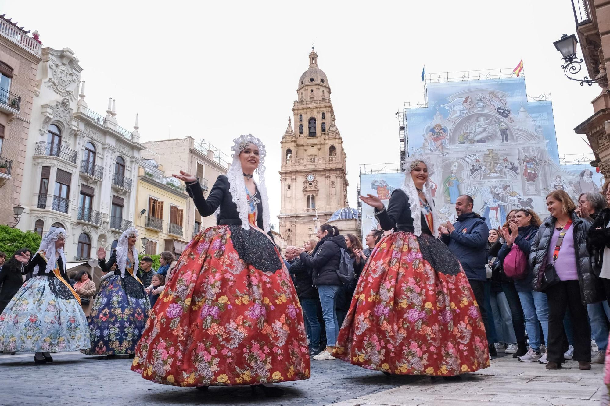 Así ha sido el desfile por las calles de Murcia de las candidatas a ...
