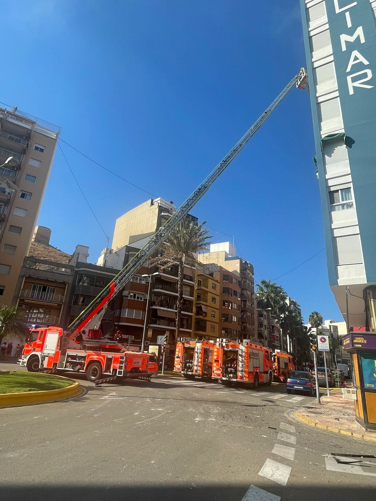 Incendio Cullera hoy | Pavoroso incendio en una vivienda de Cullera