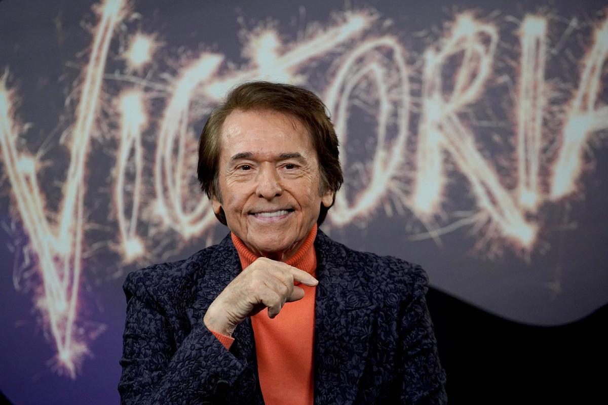 Raphael, primeras imágenes tras la preocupación por su estado de salud