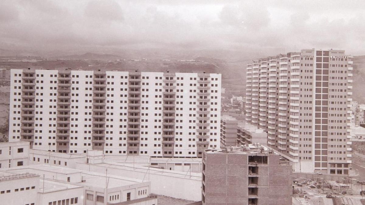 HISTORIA EDIFICIO MADERA Y CORCHO | ¿Conoces el edificio de Madera y Corcho de Gran Canaria ...