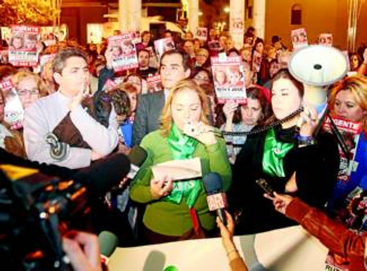 500 personas marchan por Córdoba para pedir que vuelvan Ruth y José