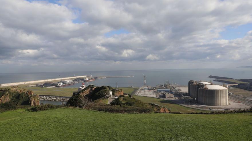 Endesa aspira a utilizar la regasificadora de El Musel como almacén ...