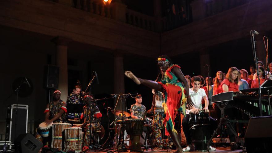 La Nau celebra su veinte aniversario en el Principal