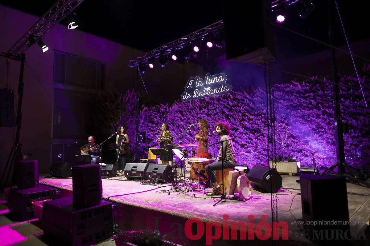 'Mujeres con raíz' abría el ciclo musical 'A la luna de Barranda'