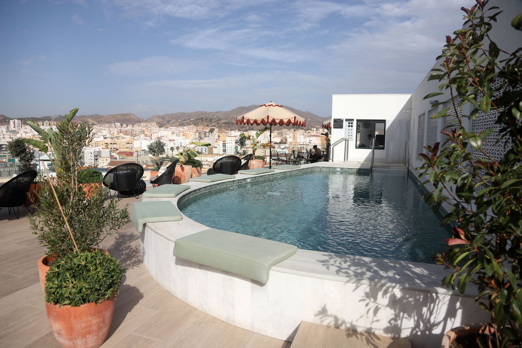 El hotel H10 Croma, el hotel de Moneo, en imágenes - La Opinión de Málaga