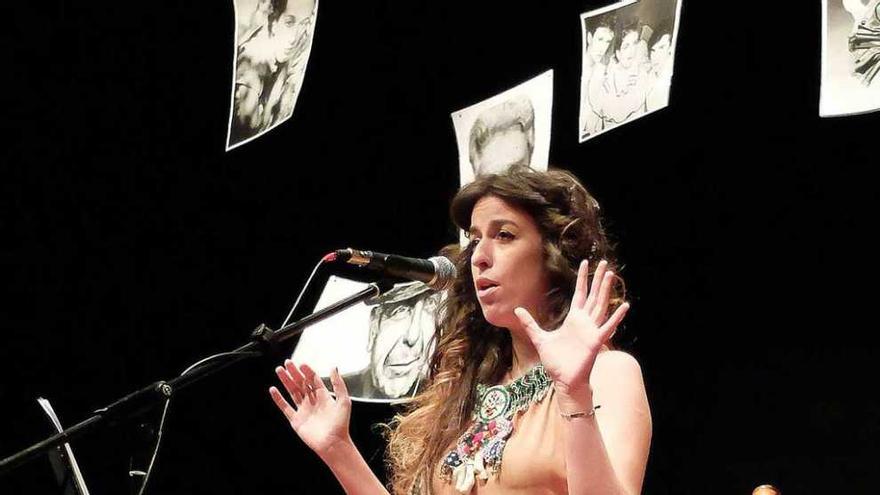 El espectáculo "Marisa Valle Roso canta a..." llega hoy a Mieres