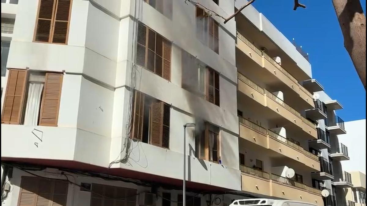 Alarm raised after flat fire in central Ibiza