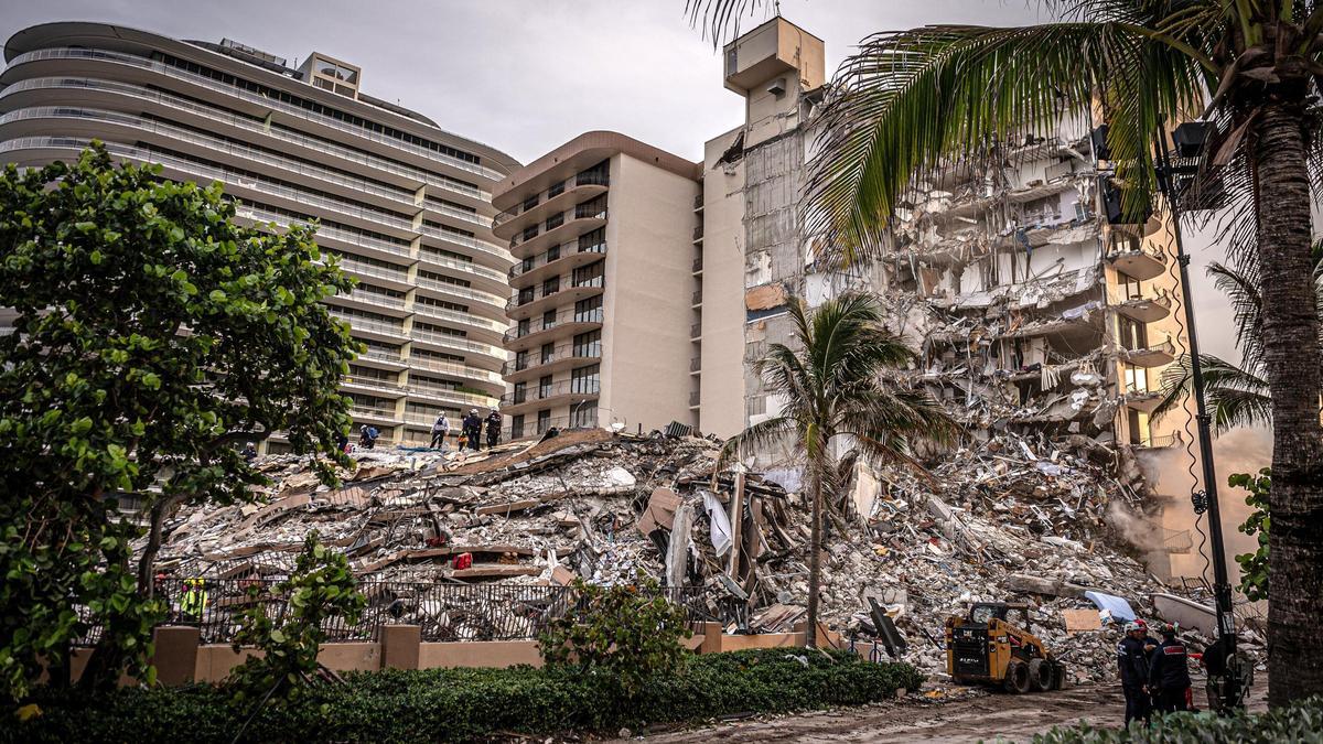 Aumentan a cinco los muertos en el derrumbe de un edificio de Miami - La Nueva España