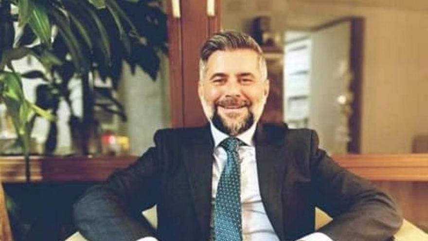 Luis Marco, nuevo presidente de la Peña Los Gorilas de Alicante