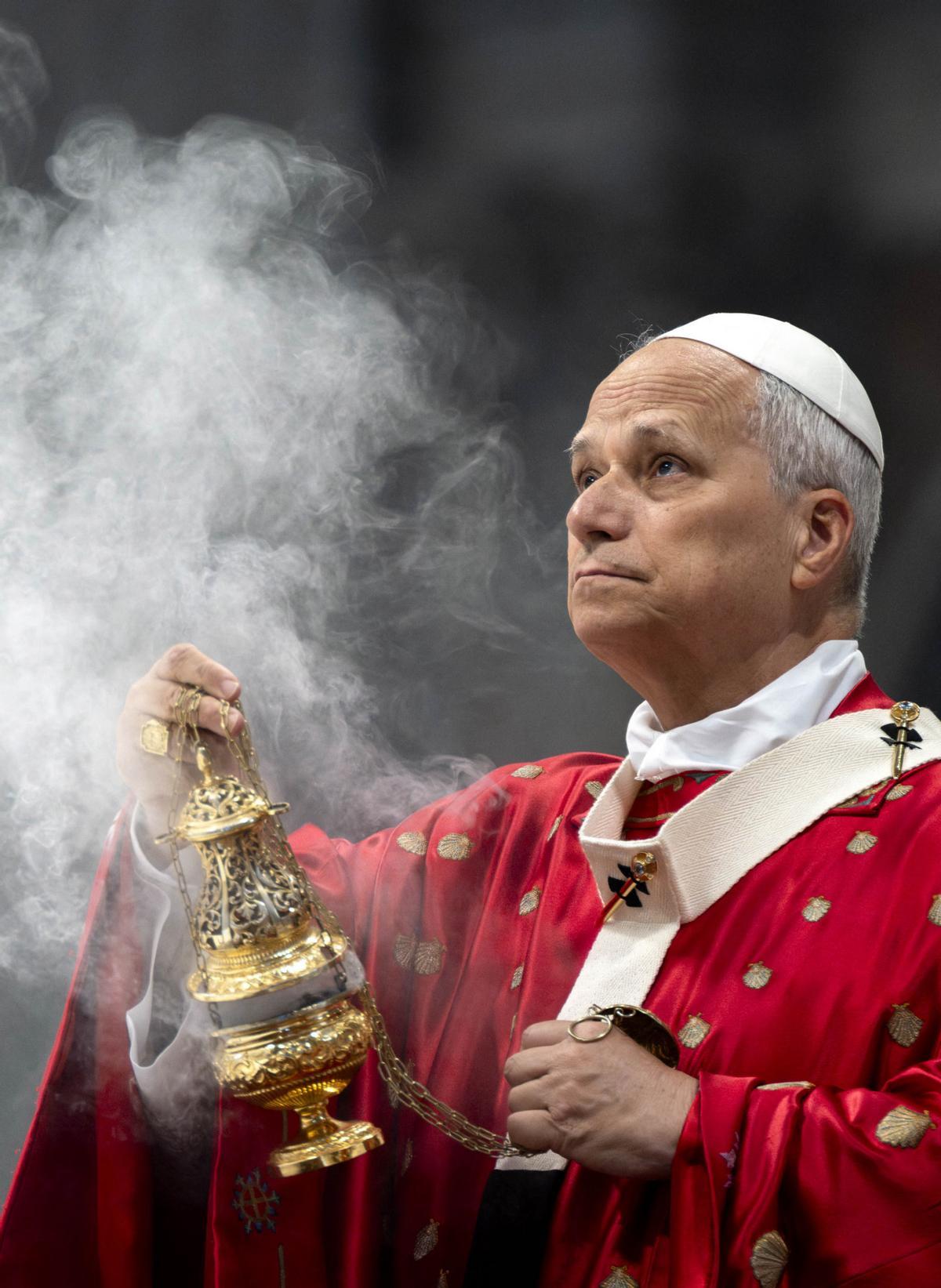 Los jabones de flores y los paños bordados que usará el Papa León XIV ...
