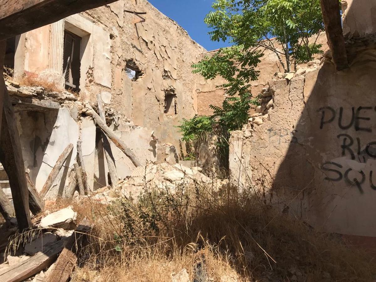 Ruina irreversible para la casa señorial de la Finca Lacy de Elda Ruina irreversible para la casa señorial de la Finca Lacy de Elda