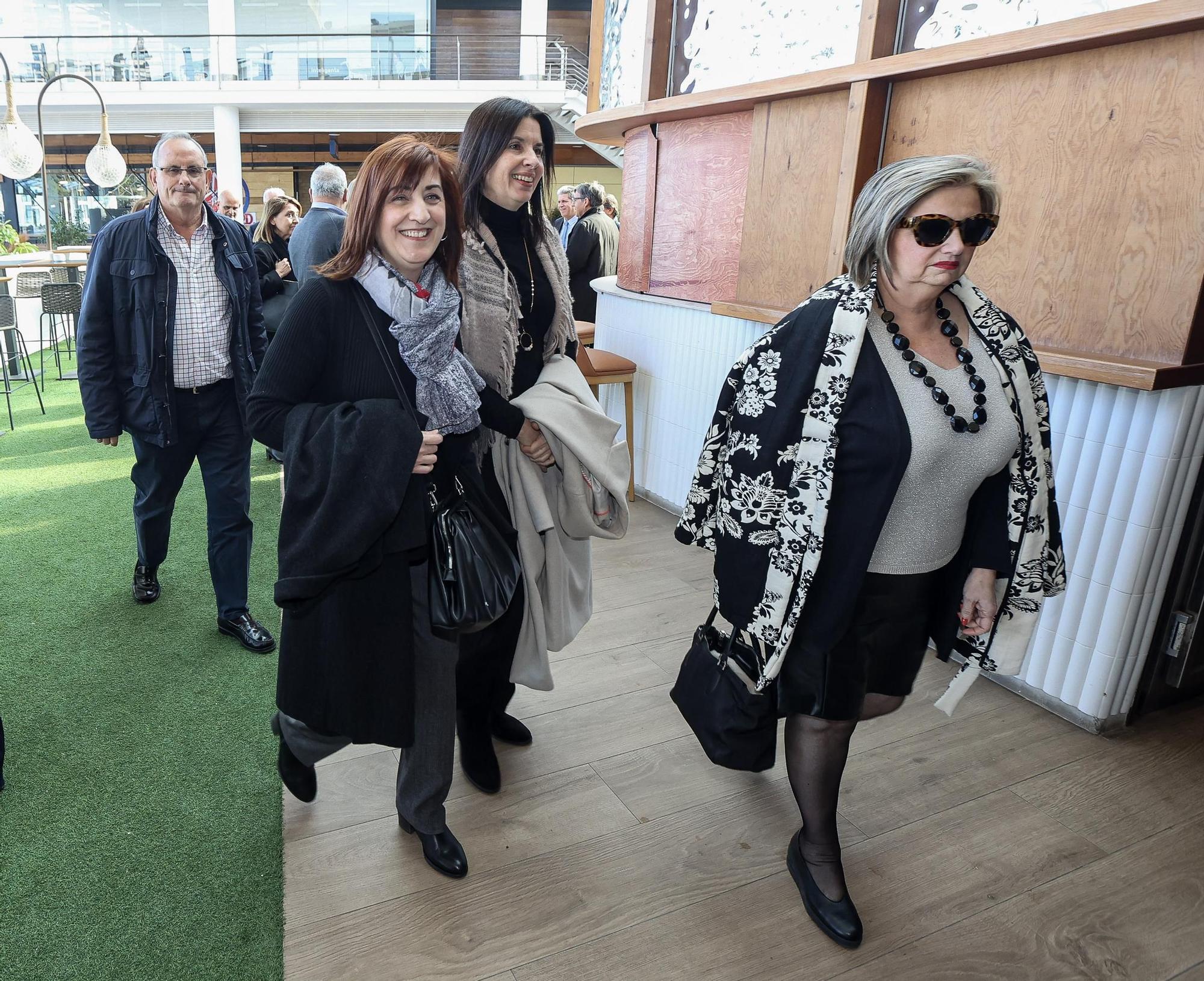 Comida de despedida de la Magistrada Monserrat Navarro en el ...