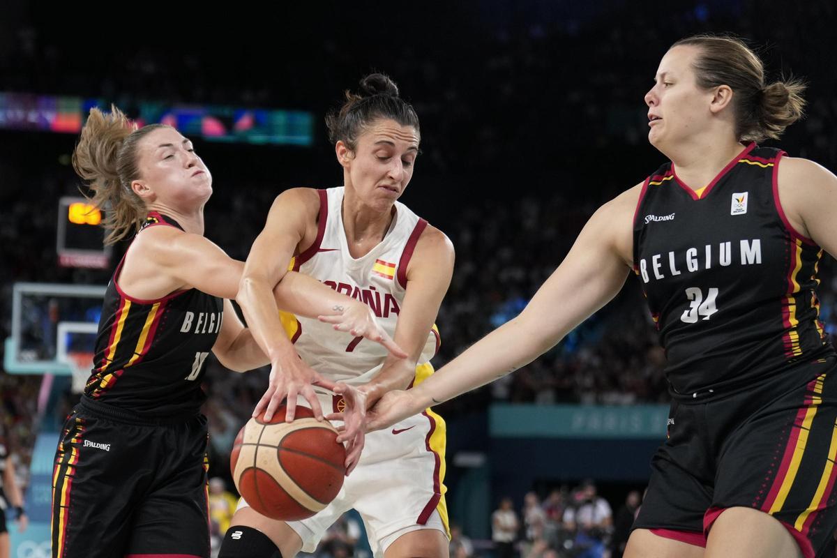 Las mallorquinas Alba Torrens y Helena Pueyo regresan a la selección ...