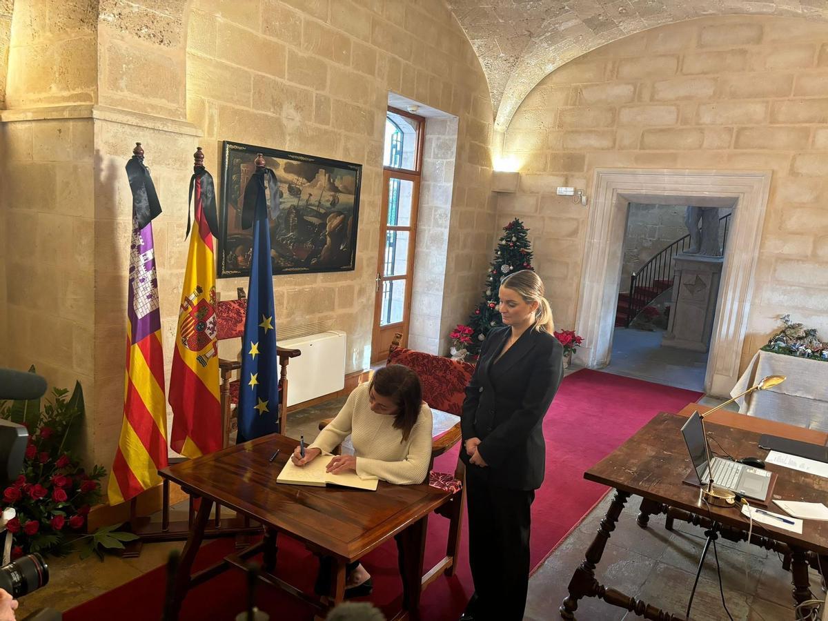 La capilla ardiente del expresidente de Baleares Francesc Antich, en ...
