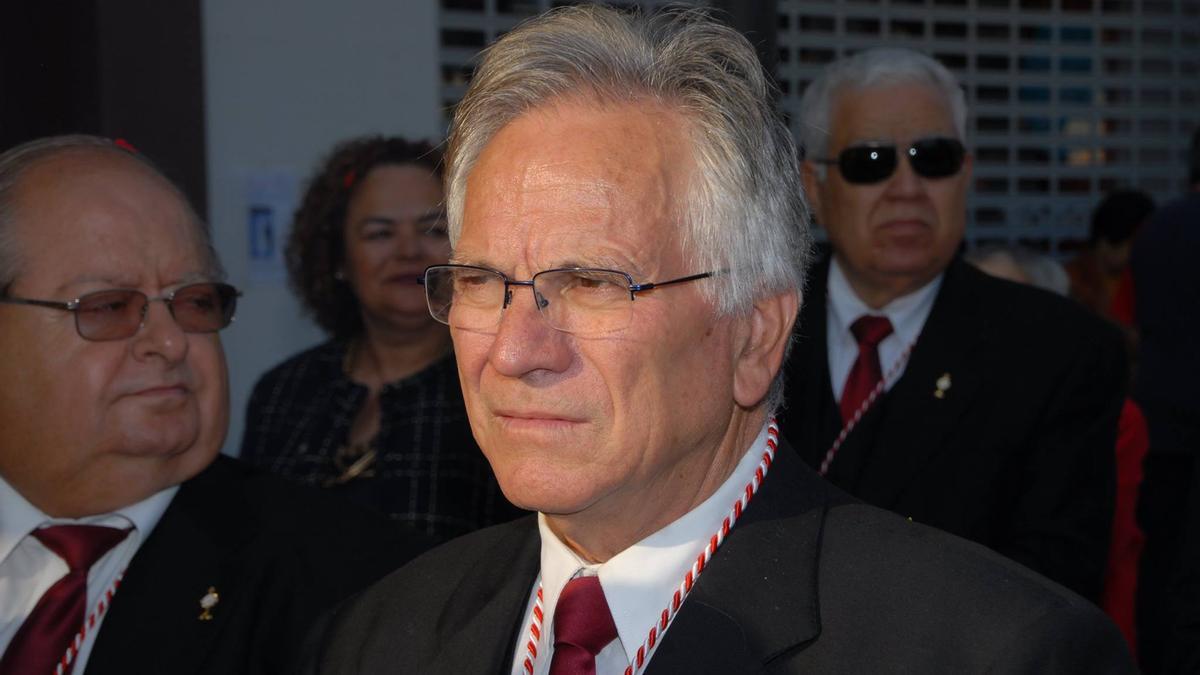 TORREVIEJA SEMANA SANTA 2024 I Manuel Pizana Sala retirará la mantilla ...