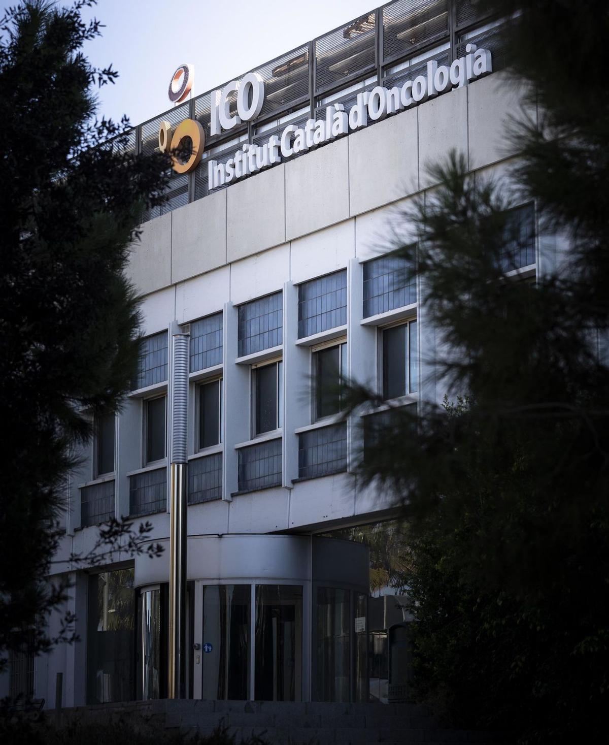 "Vull agrair el treball i tracte de tot l'equip mèdic que em va atendre ...