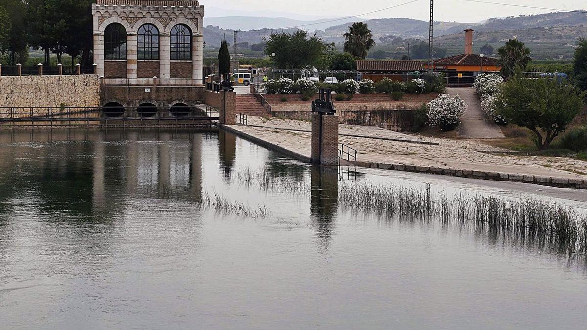 Antella reabre l’Assut al aliviarse la masificación de las playas ...