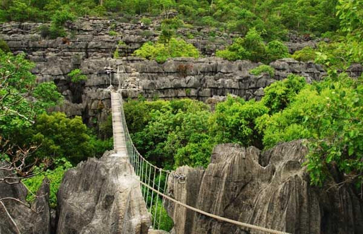 Parque Nacional de Ankarana en Madagascar - Viajar