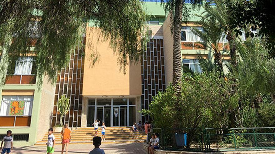 Conoce el colegio CEBAT, un vergel donde aprender