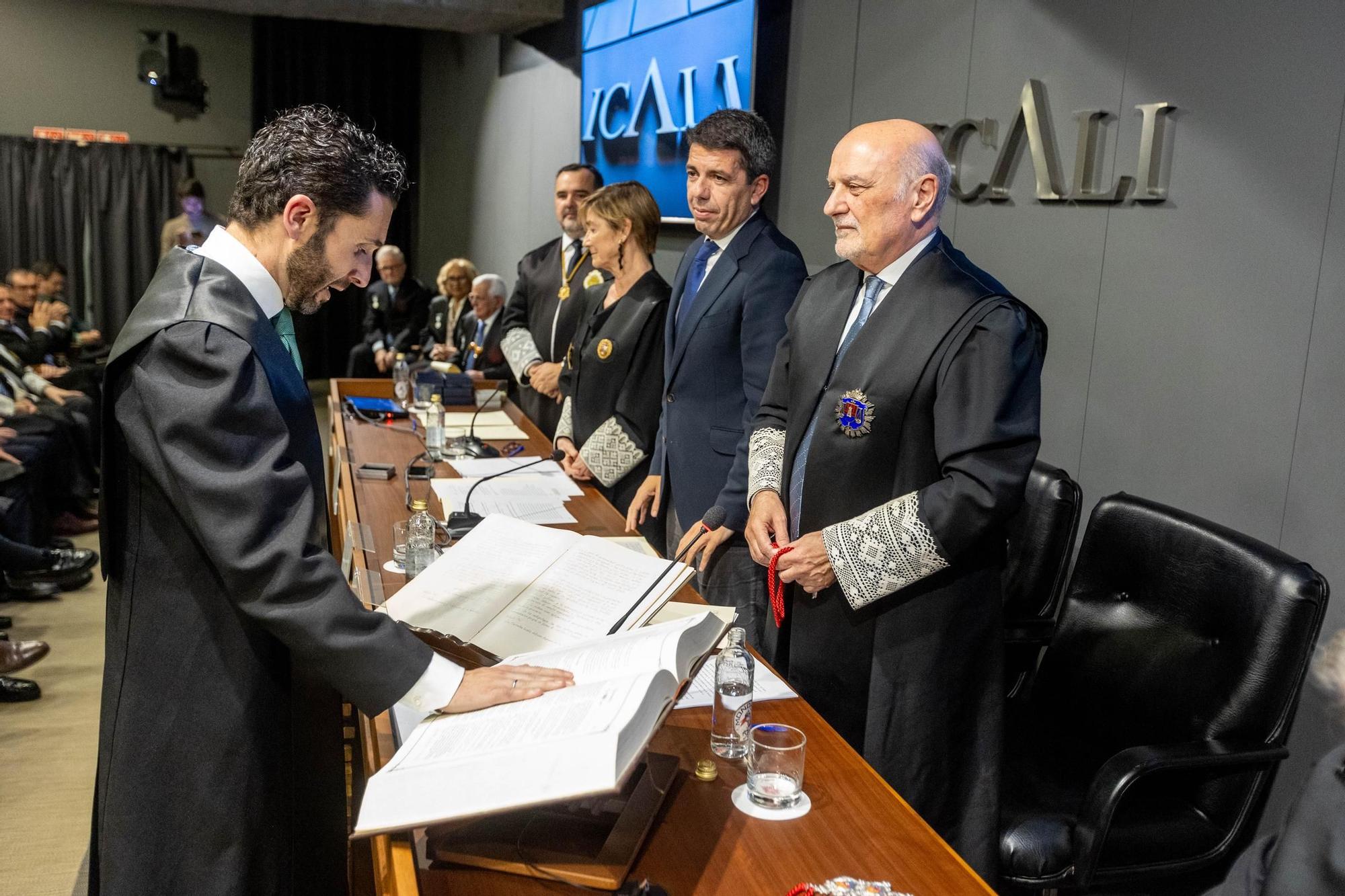 Ignacio Gally toma posesión como nuevo decano del ICALI en Alicante