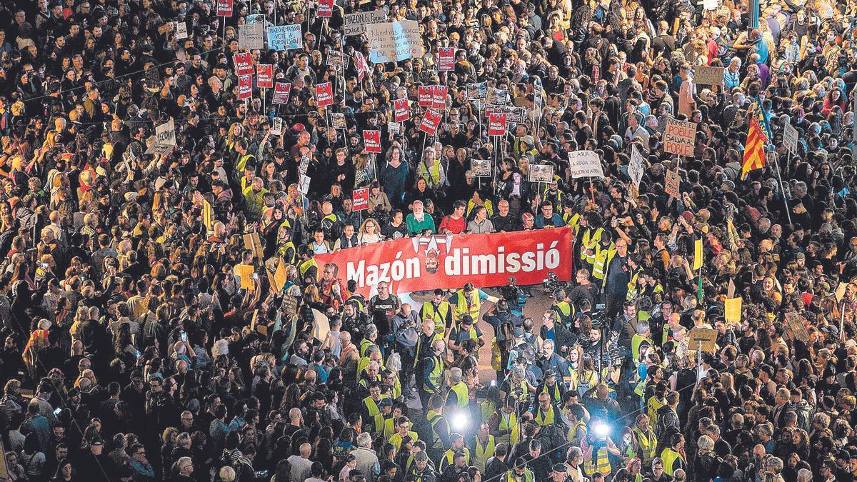 DANA Valencia | La manifestación de Mazón dimisión añade ...