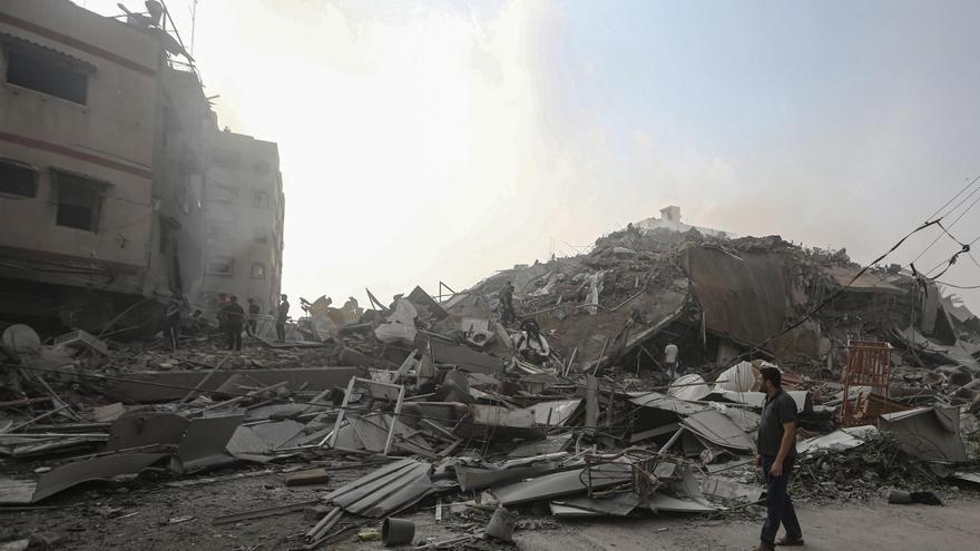 Israel es reforça per esclafar Hamàs a Gaza