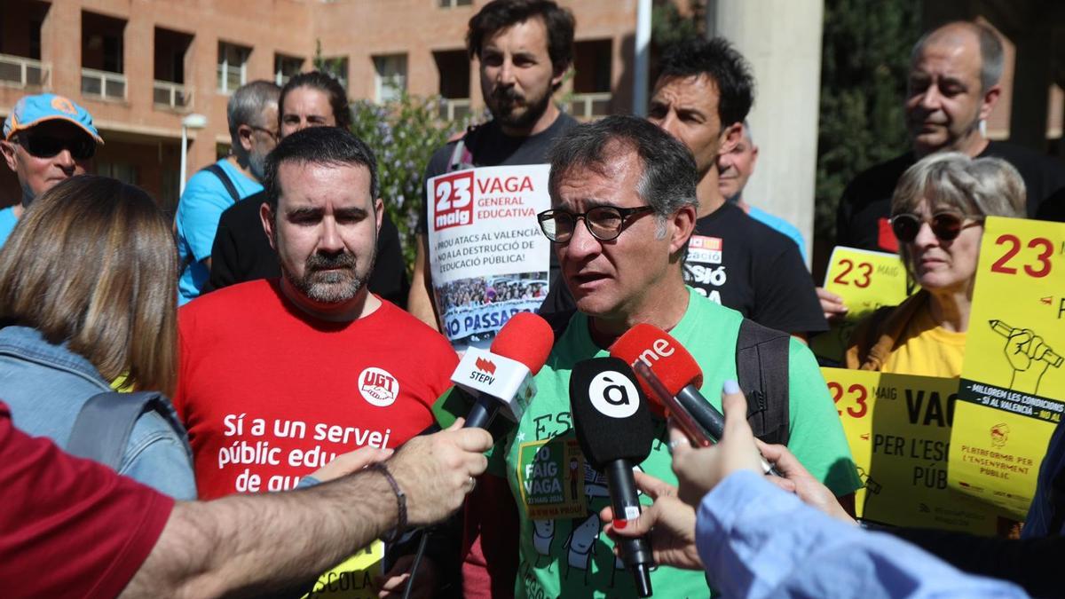 Recortes Educacion| Sindicatos y Ampas cargan contra Educación por ...