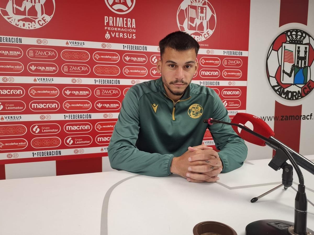 Mario García, jugador del Zamora CF: "Si bajas el acelerador, te pasan ...