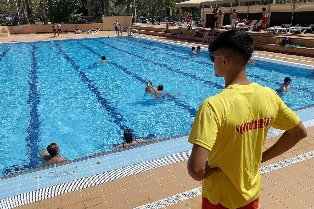 El reto viral más guarro obliga ya a aplazar la apertura de una piscina ...
