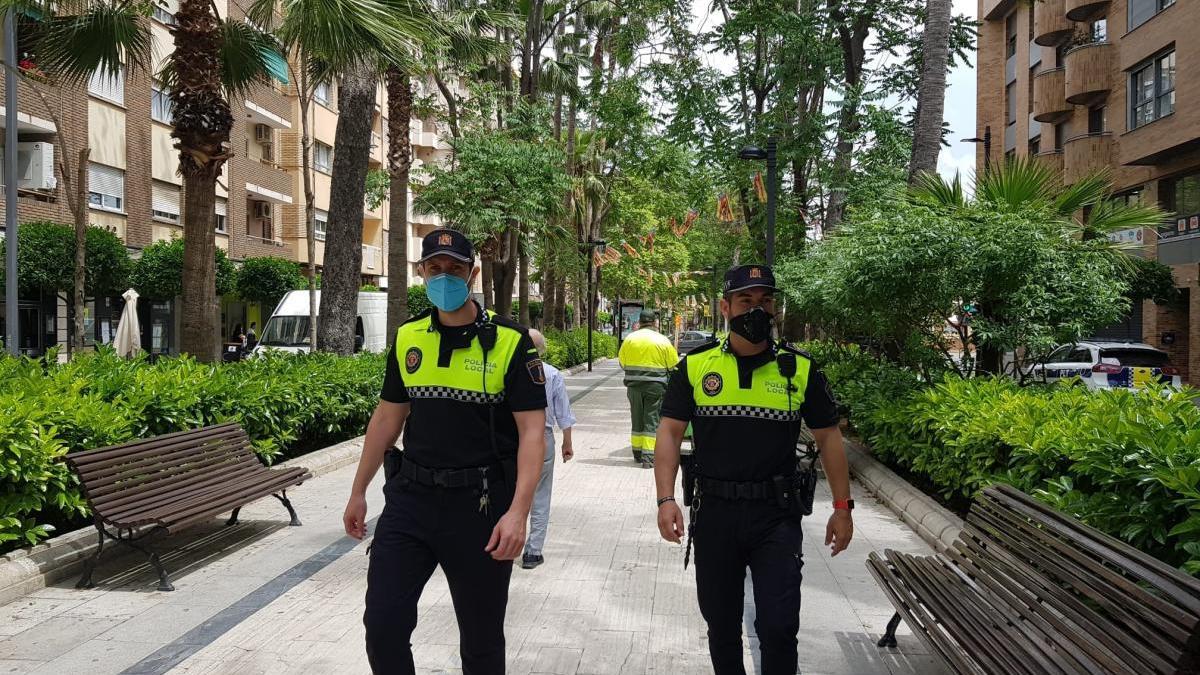 Un sindicato pide pruebas del Covid a toda la plantilla de la Policía ...