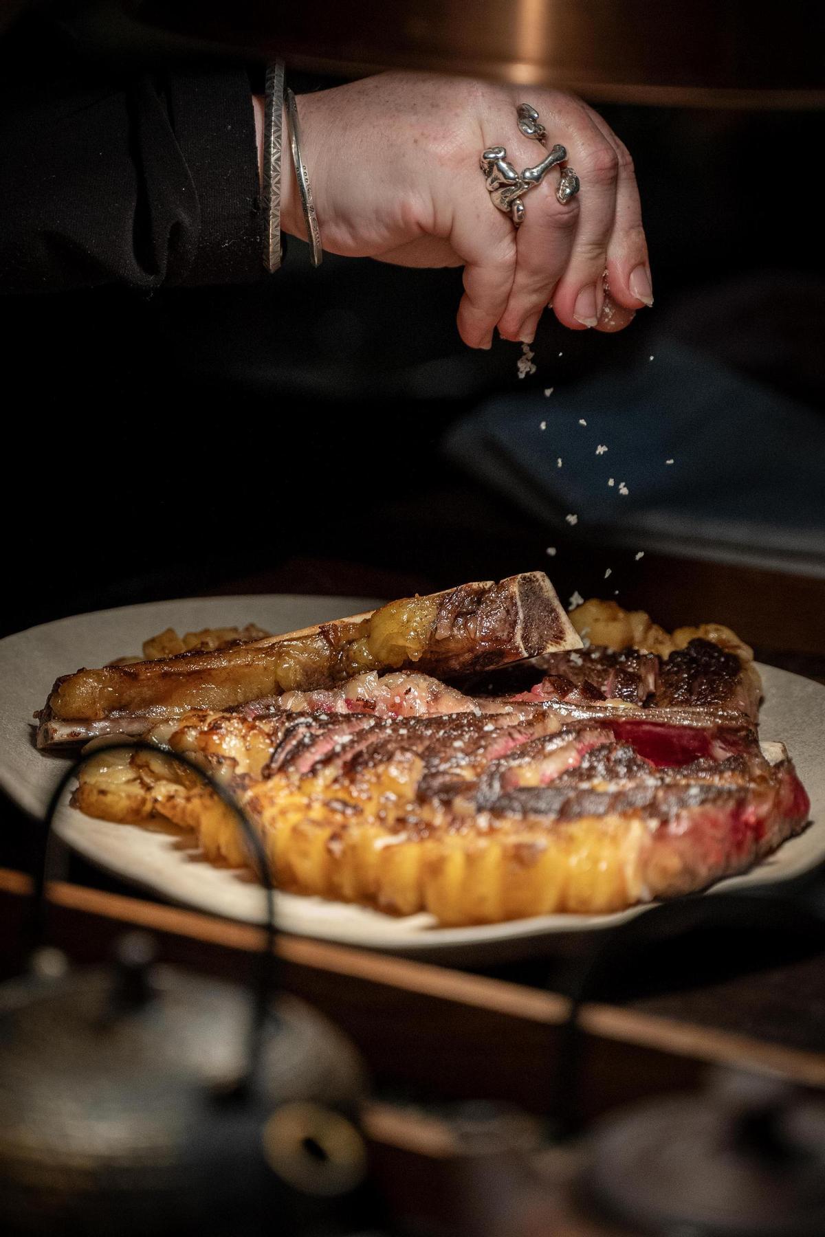 GASTRONOMÍA: Una noche para el recuerdo en Char Fuego y Brasas