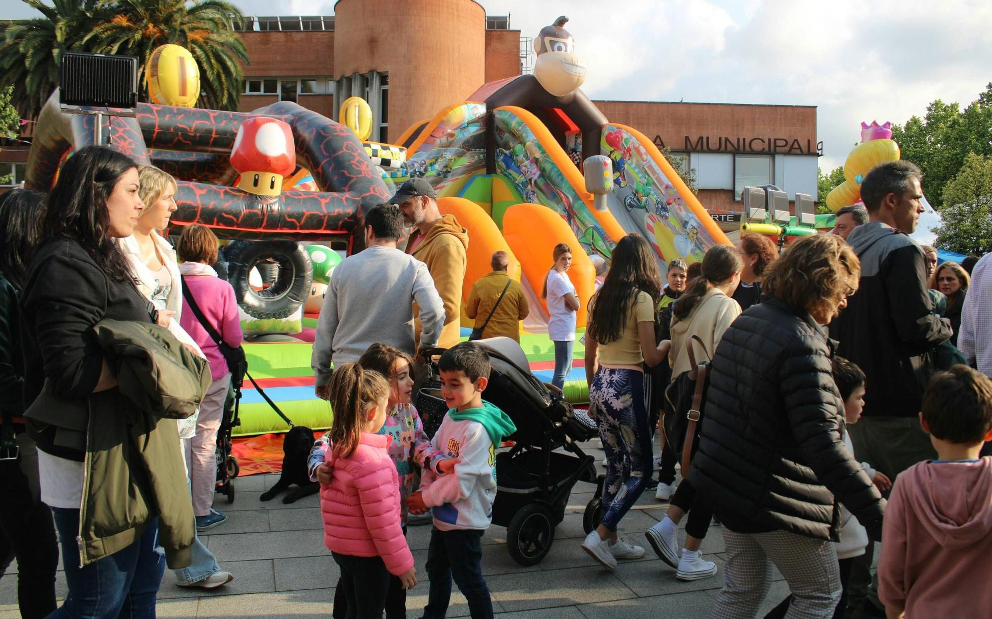 En imágenes: El barrio de El Llano celebra sus fiestas diez años después