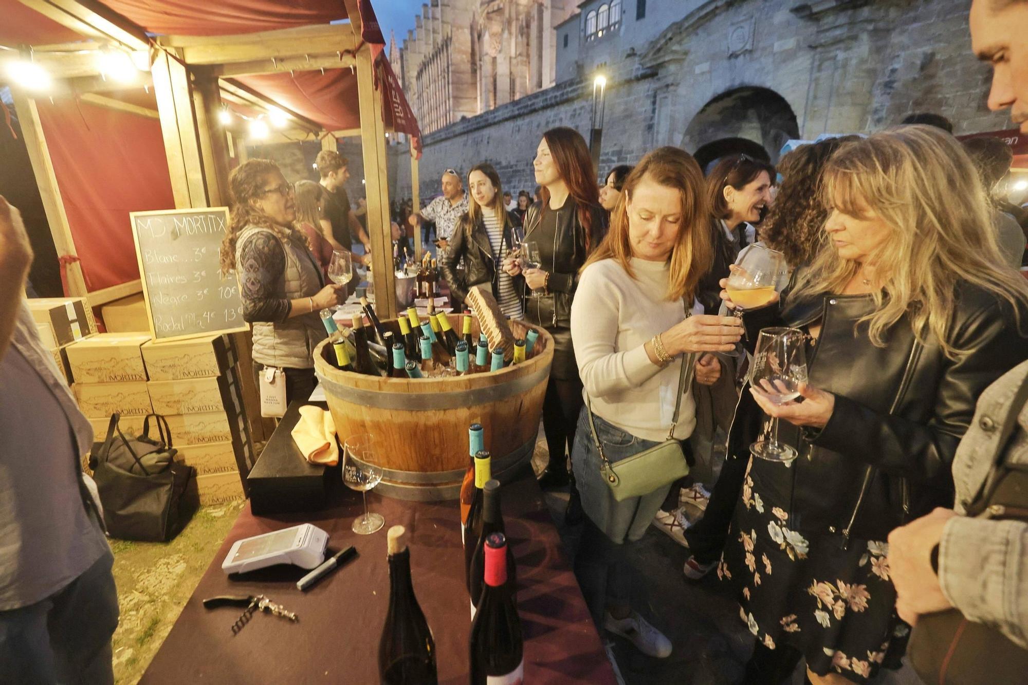 FOTOS | El Raïm Wine Fest vuelve a demostrar su poder de convocatoria ...