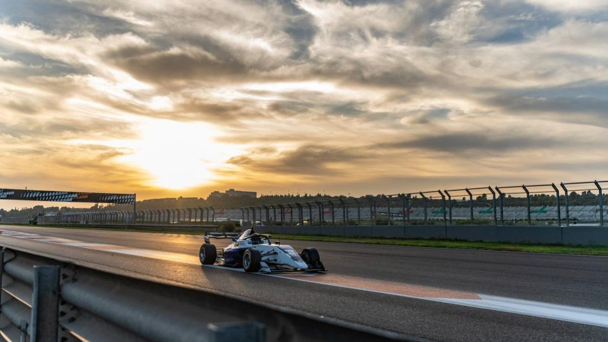 El NAPA Racing Weekend llega a Valencia