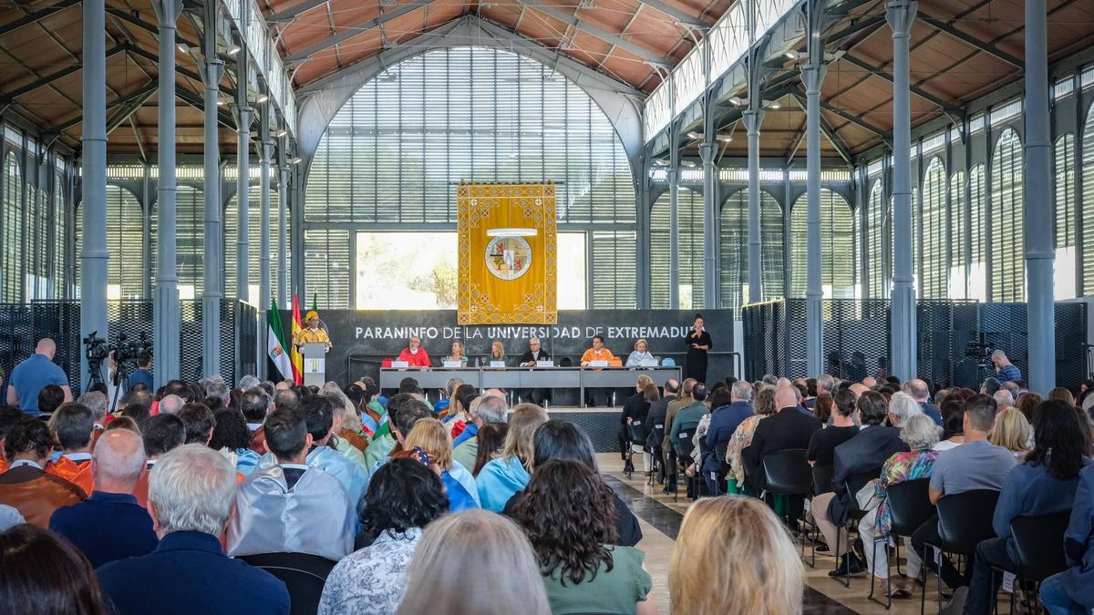 APERTURA CURSO ACADÉMICO UEX BADAJOZ | La Uex arranca el curso tratando de adecuar su oferta a ...