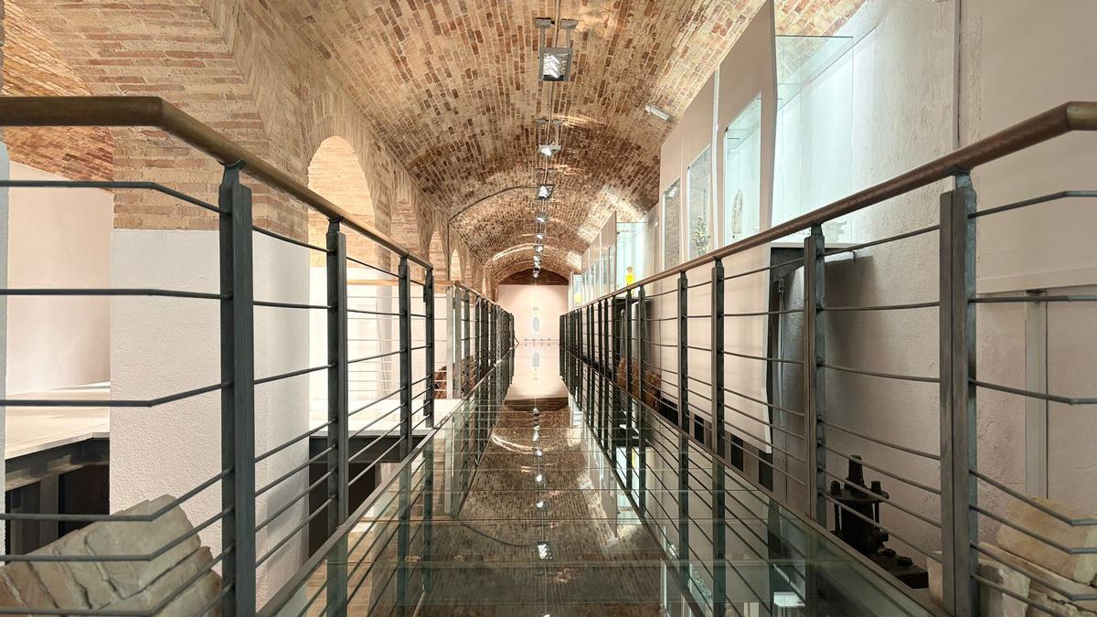 MANISES| Manises exhibe 58 obras del medio millar de piezas presentadas ...