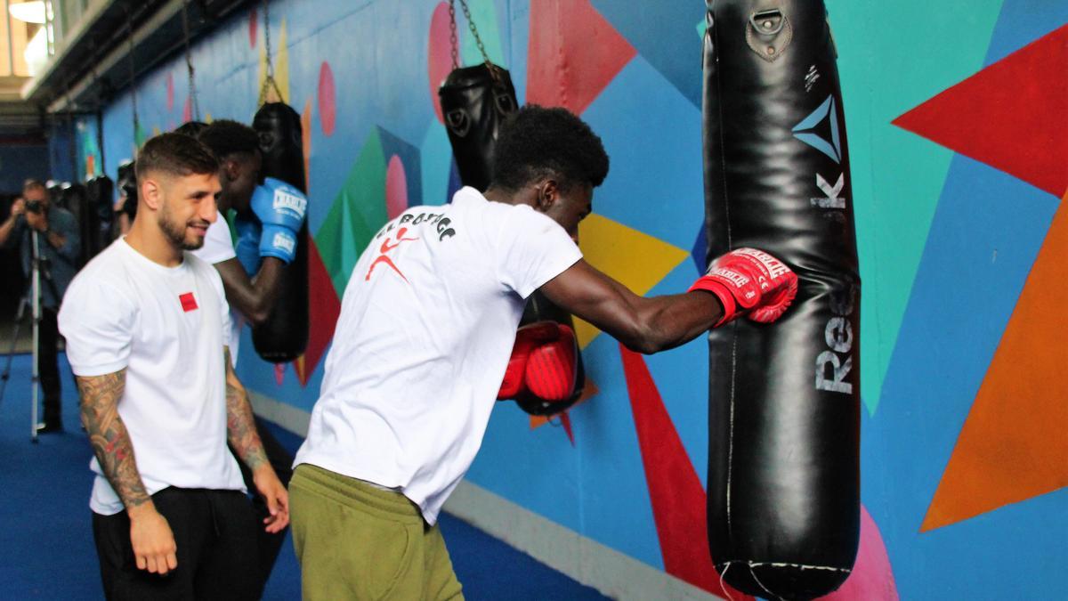 Samuel Carmona imparte un taller de boxeo para jóvenes en riesgo de ...