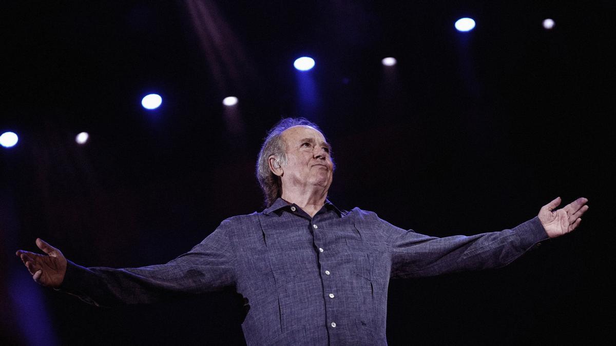 Joan Manuel Serrat canta en tierra de Antonio Machado.